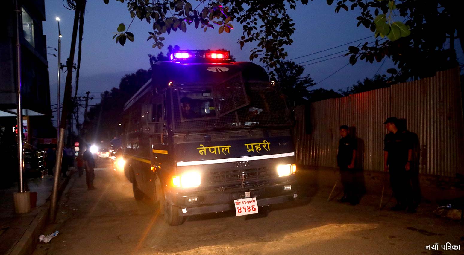 एउटै कोठामा राख्न रायमाझी बाउ–छोराको आग्रह, इन्द्रजितले सोधे–यहाँ के–के ...