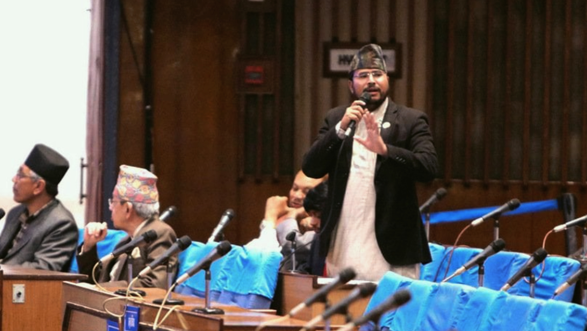 ज्ञानेन्द्र शाहीले राष्ट्रिय सभालाई फेरि ‘वृद्धाश्रम’ भने, एमाले–माओवादीको आपत्ति जनबोली न्यूज ...