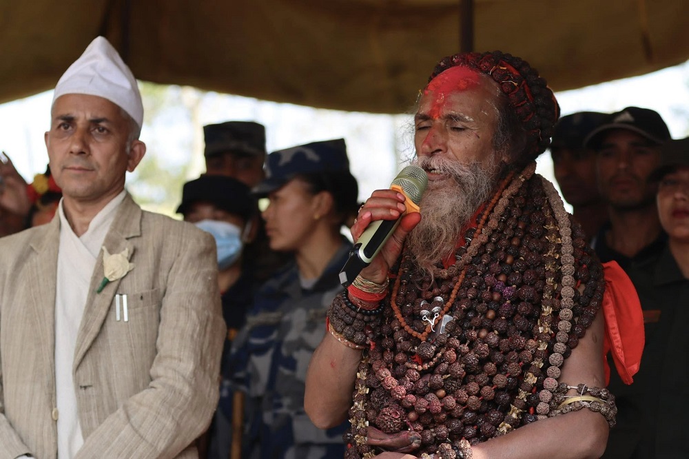 कालीदास बाबाद्वारा हलेसी र कालिका भगवती मन्दिरको दर्शन जनबोली न्यूज ...